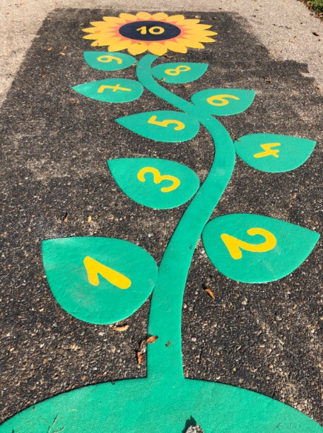Hopscotch Along the Glastonbury Discovery Trail | Family Fun Edmonton