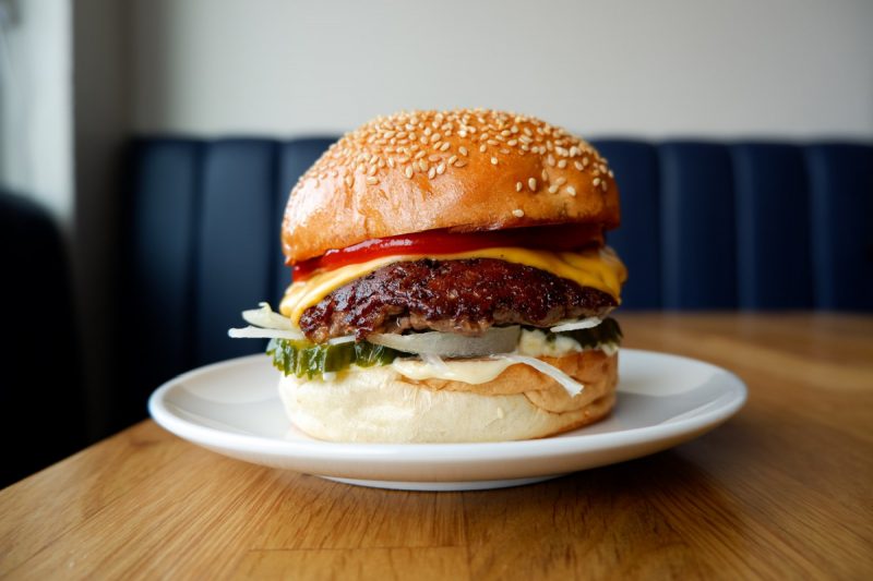 Top 5 Burger Restaurants for YEG Families | Family Fun Edmonton