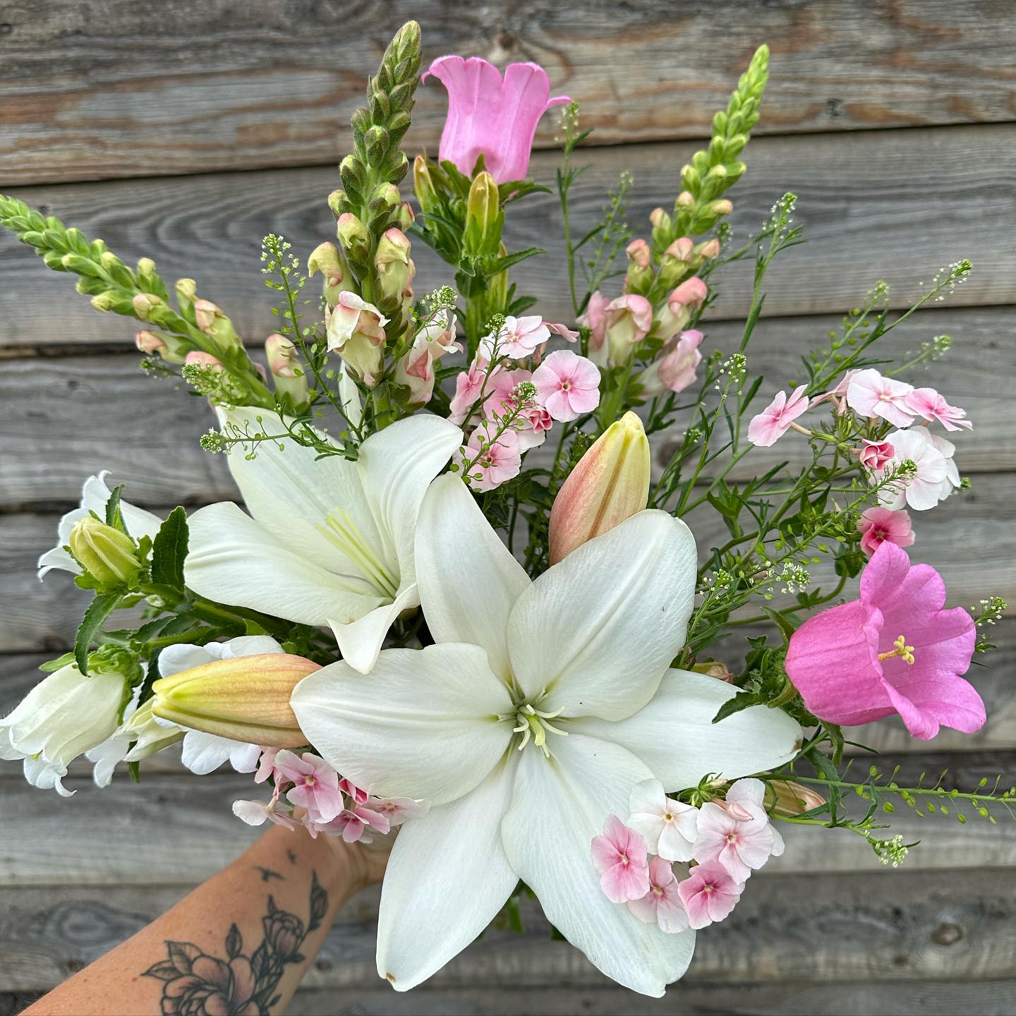 Buy Yourself Flowers at 5 Fantastic U-Pick Flower Farms | Family Fun ...