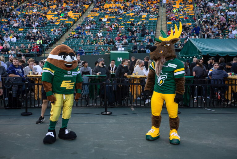 Diversão em família com o Edmonton Elks! Temporada de 2026 | Family Fun ...