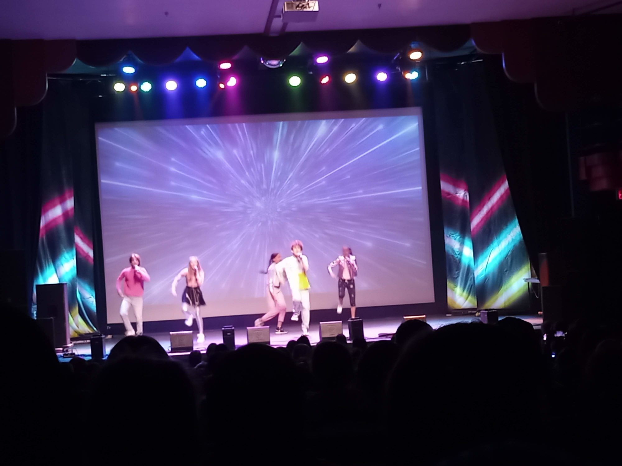 Mini Pop Kids in Concert - A First Concert and LOADS of Memories ...