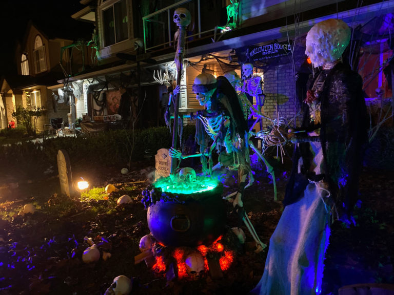 Alouette Cemetery Halloween Display | Family Fun Vancouver