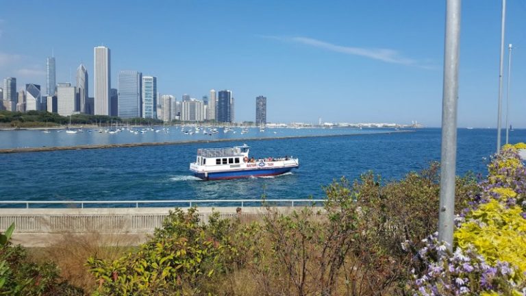 H2Oh! Chicago: In, On, & By the Best Water Features in Chicago - Family ...